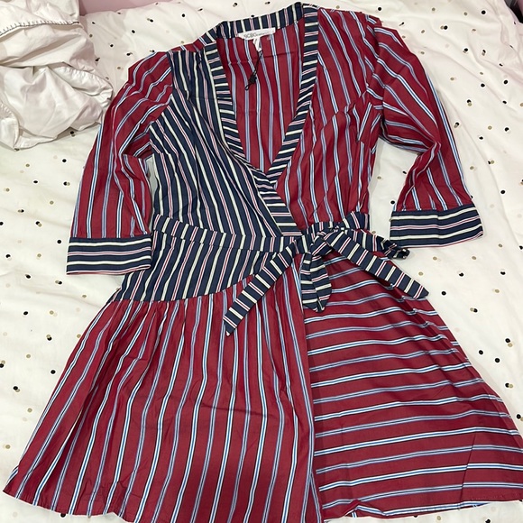 BCBGeneration | Dresses | Bcbg Generation Mini Dress | Poshmark